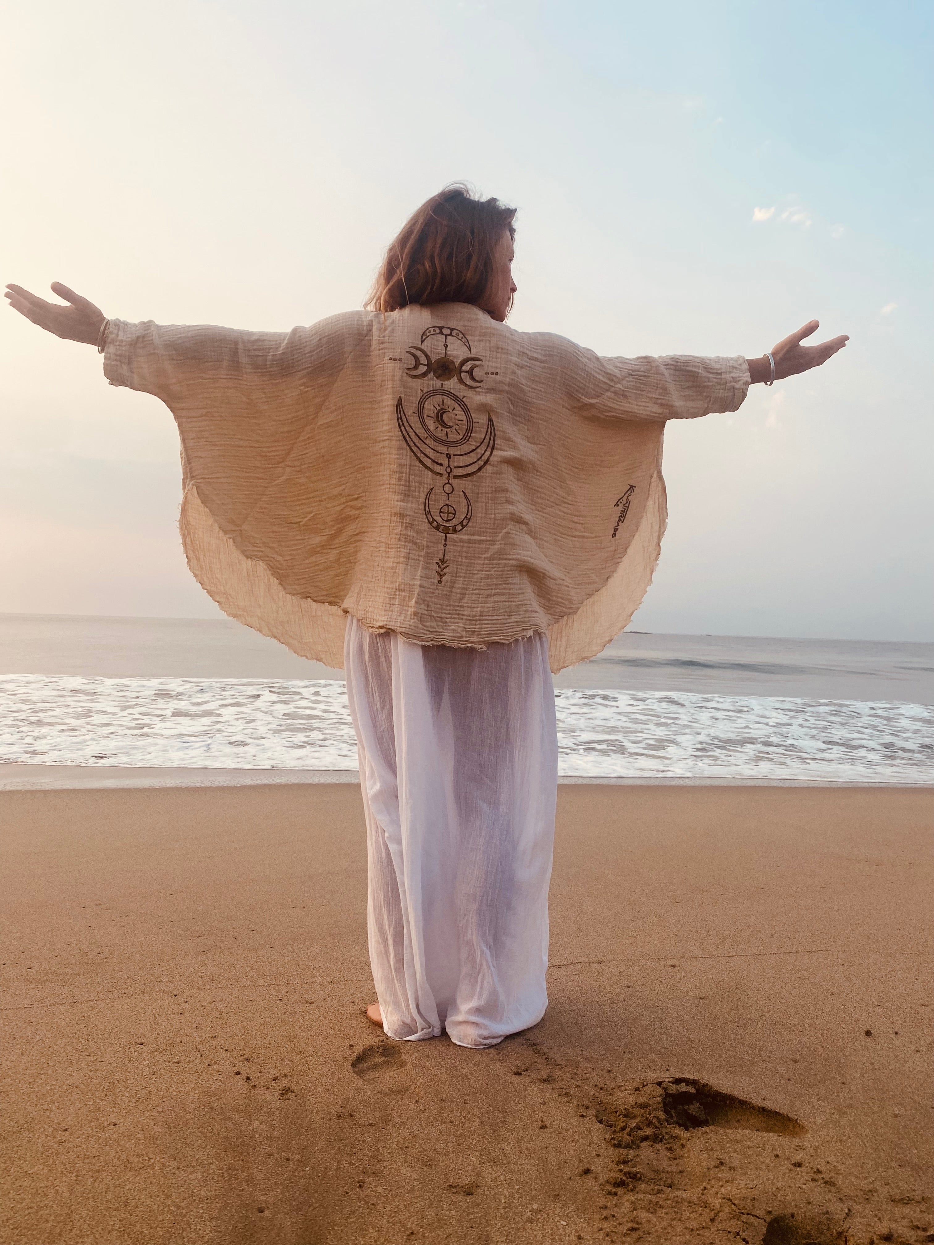 The High Priestess Robe – KavaThreads